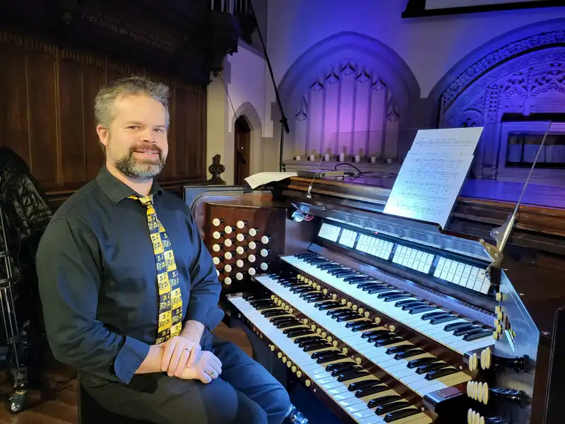Memorial Organ Concerts - Canadian Memorial United Church